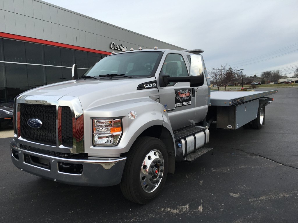 Low Loader Manufacturing - Detroit Wrecker Sales